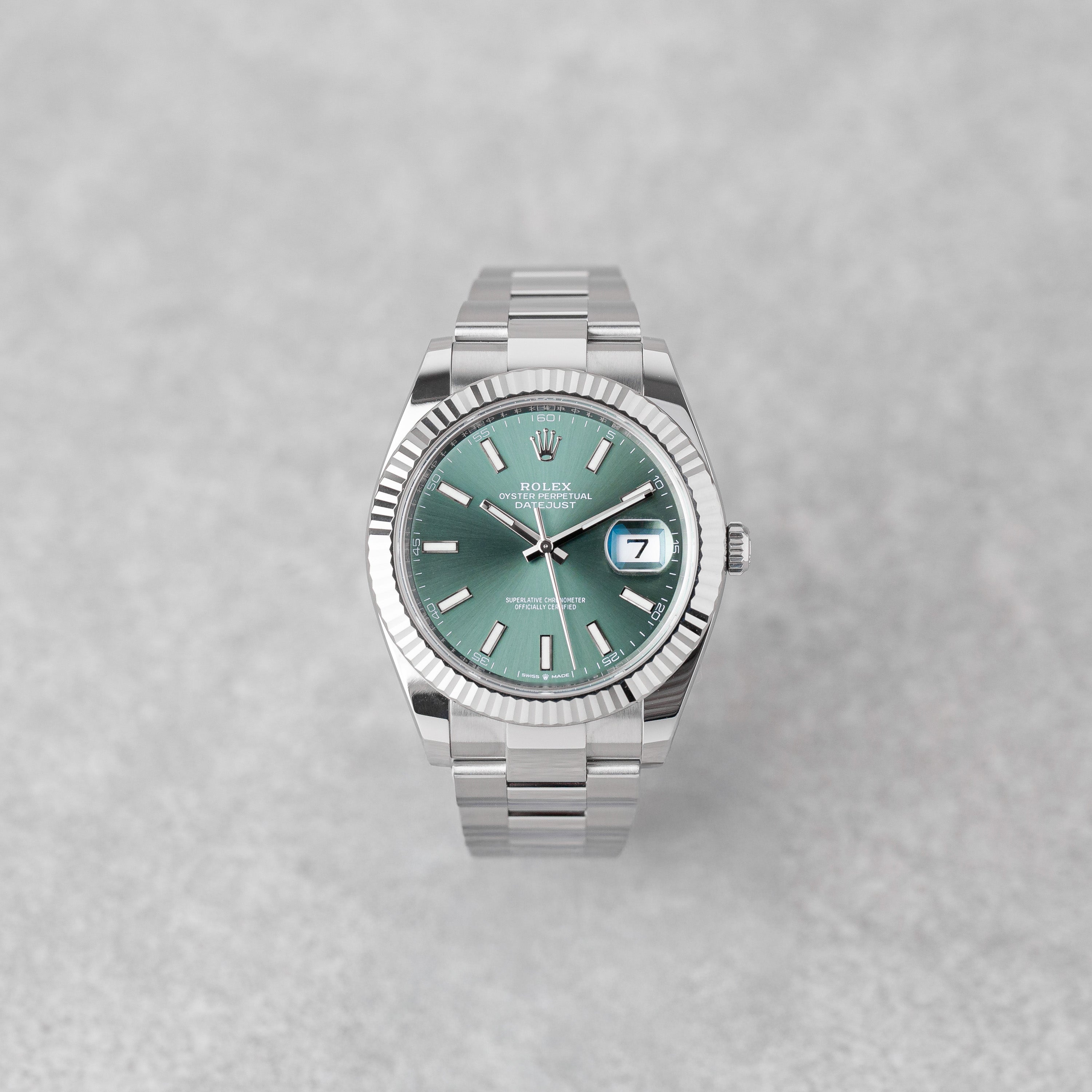 ROLEX DATEJUST 41 GREEN DIAL OYSTER REF: 126334 (2024) – Midnight Watches